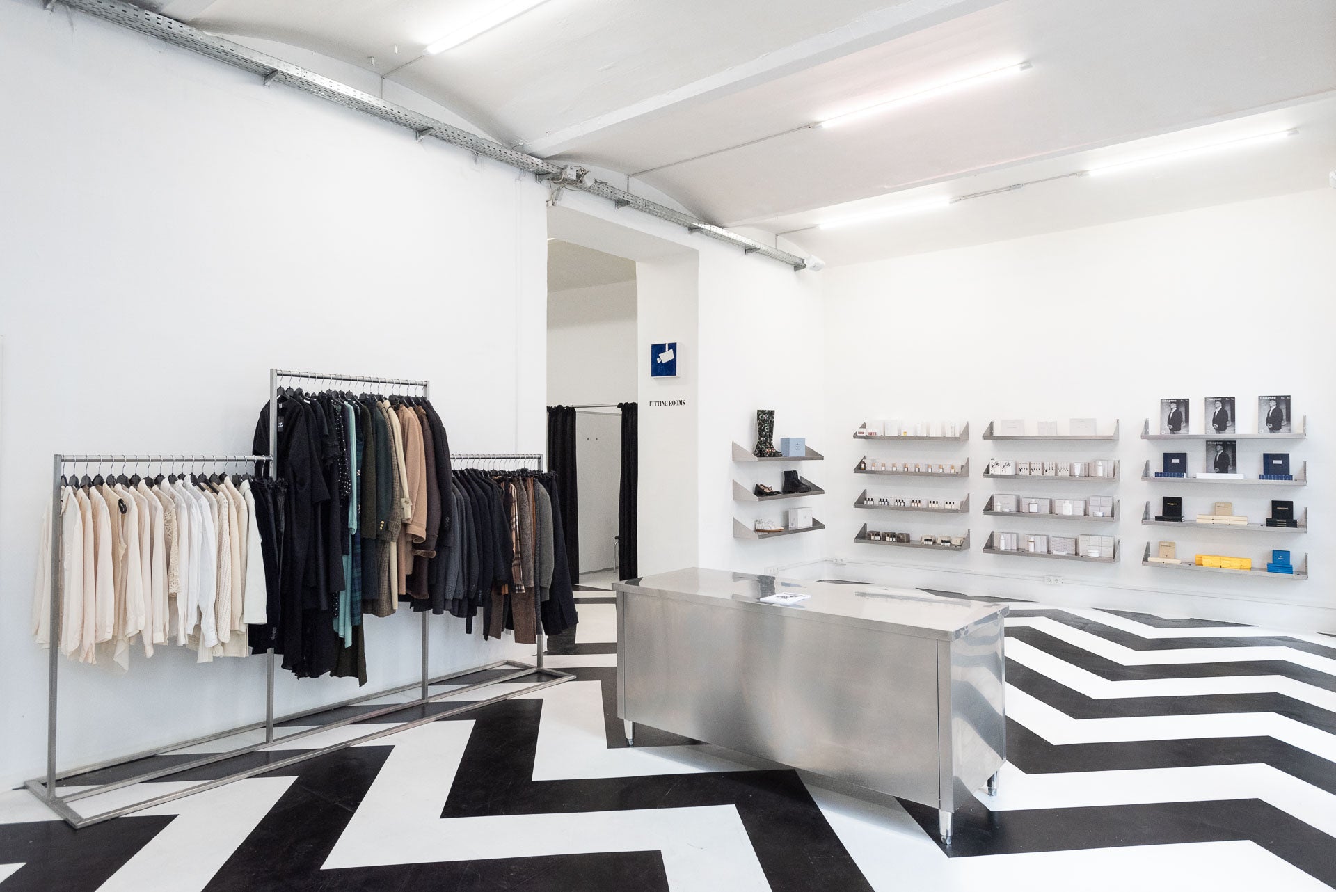 uppers & downers | the concept store